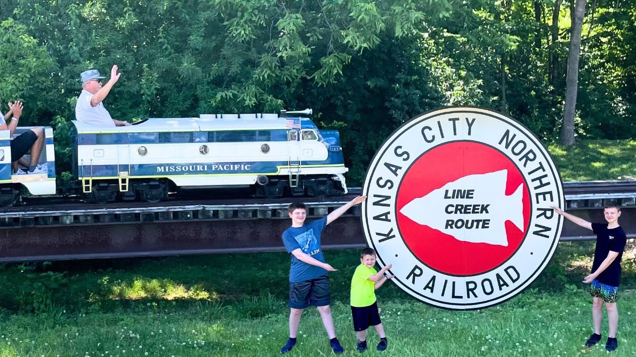 Frank Vaydick Park and KC Northern Miniature Railroad - Park Adventures ...